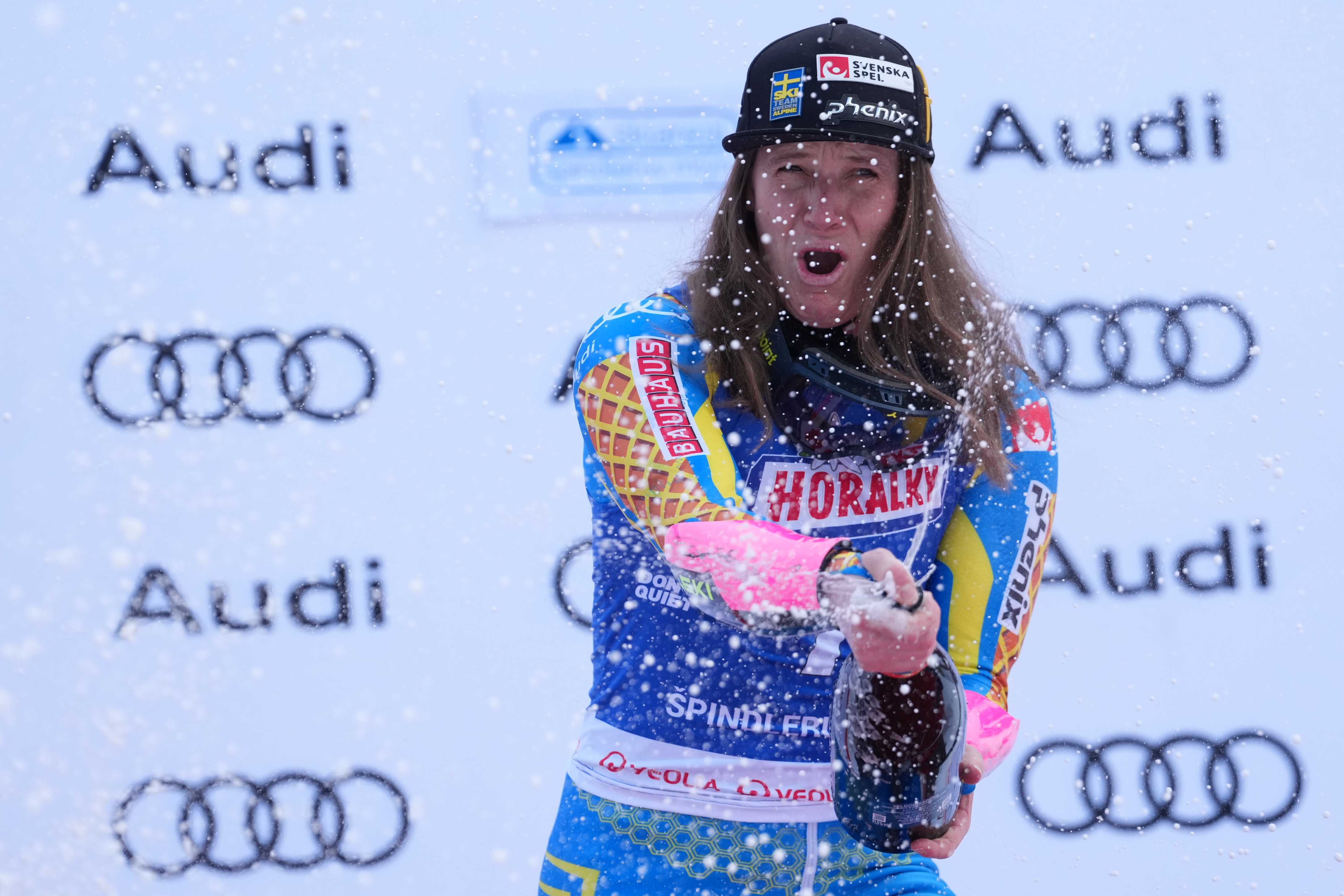 FIS | Olympic champ Hector denies Moltzan with statement GS win