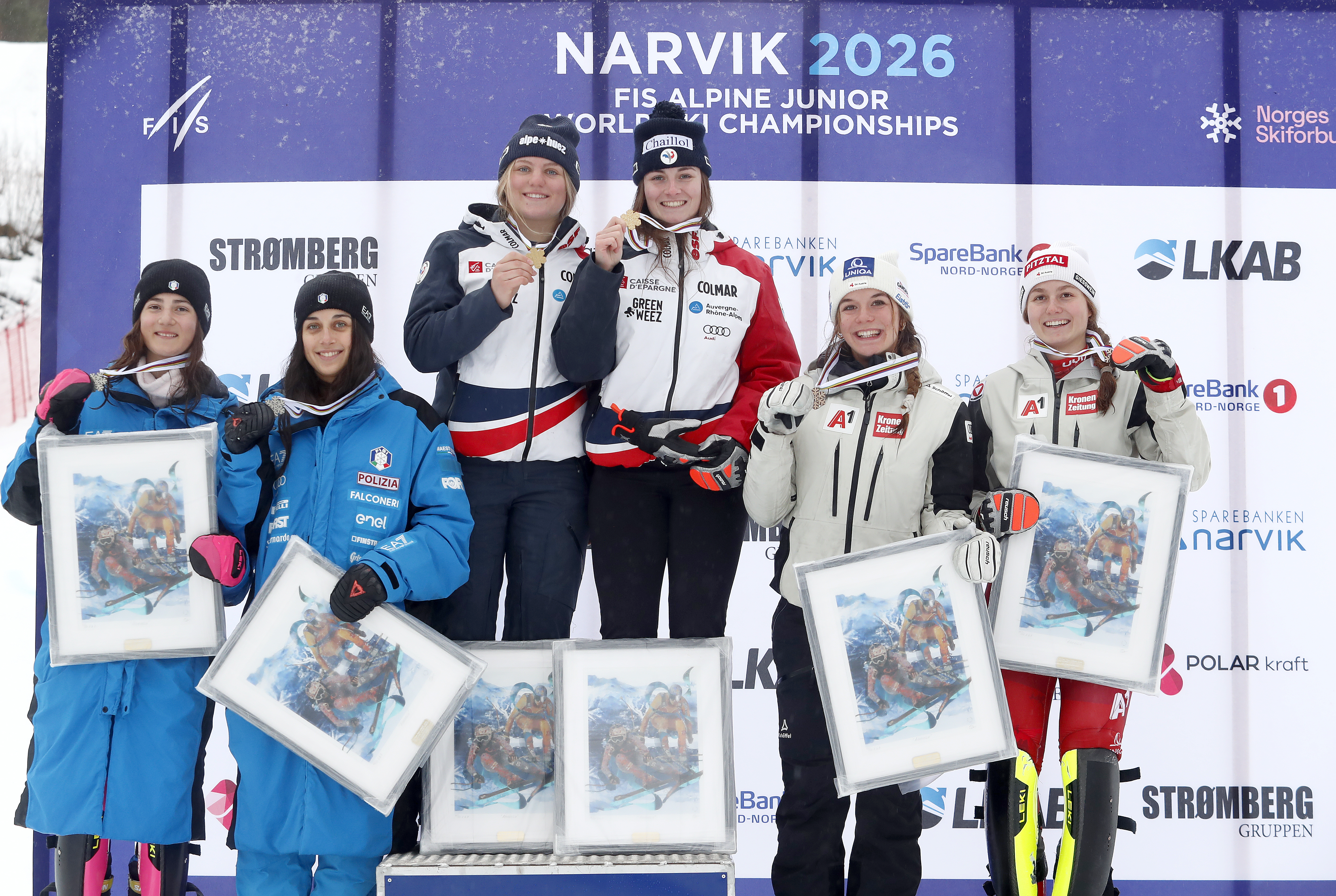 FIS | Charbonnier treasures double gold amid tough conditions at Junior ...