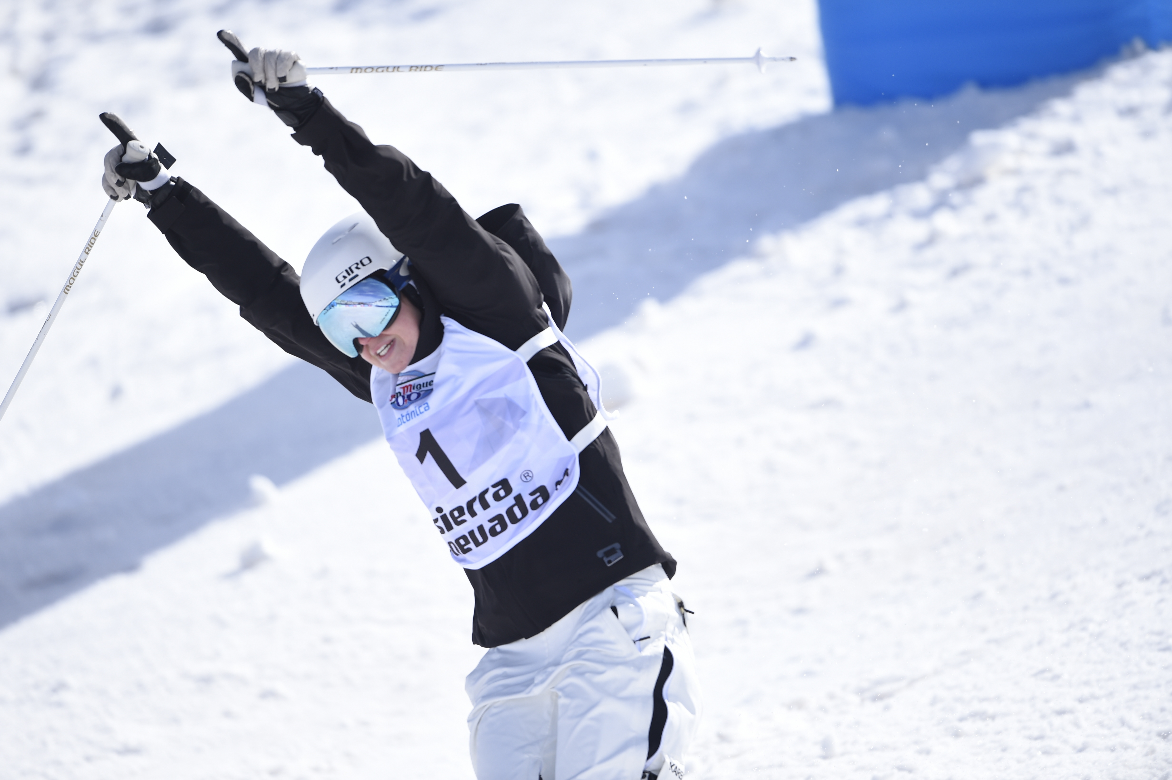 FIS | Australia’s mogul skier Britteny Cox announces retirement