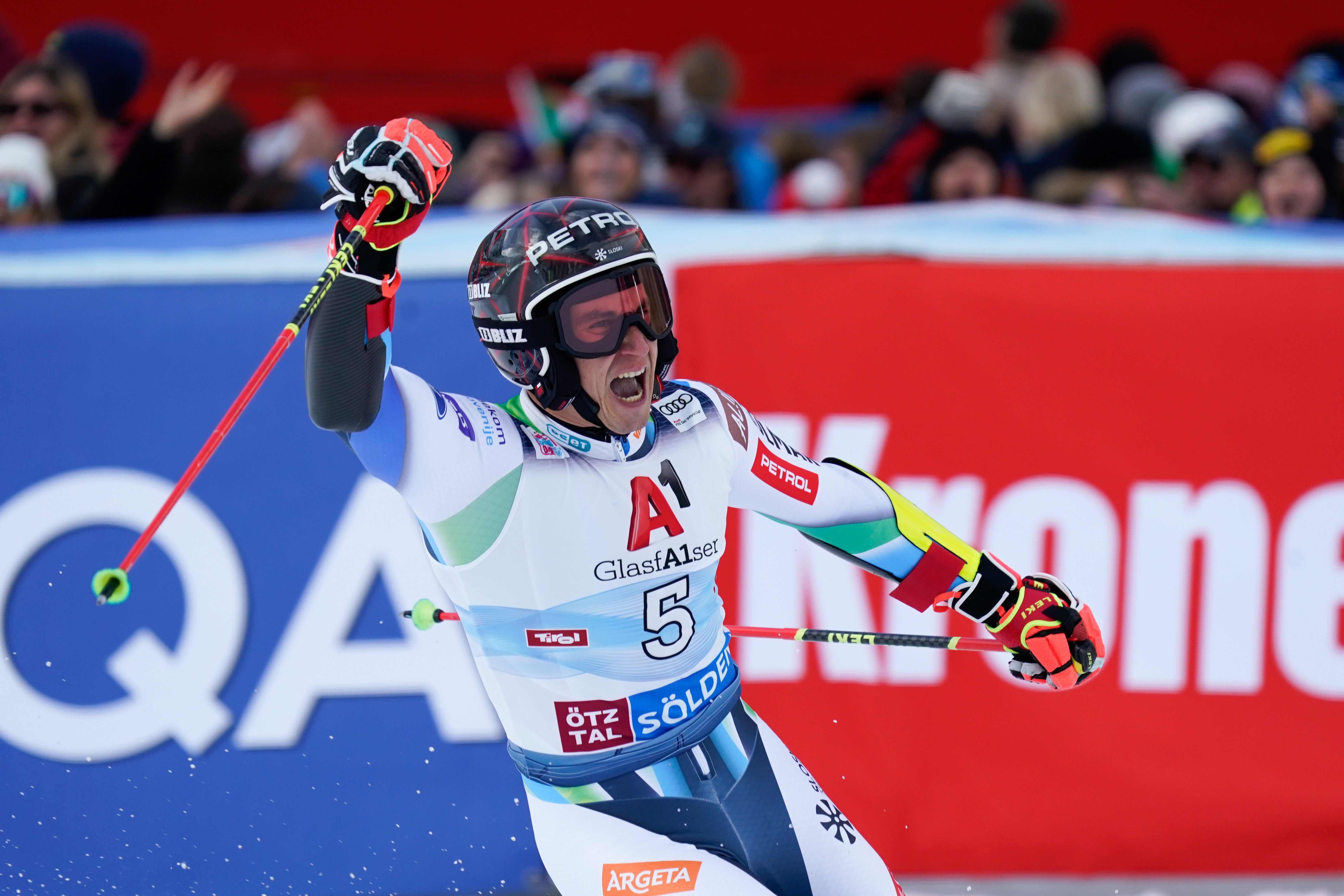 FIS | Charity campaign: 30 years of the FIS Ski World Cup in Sölden