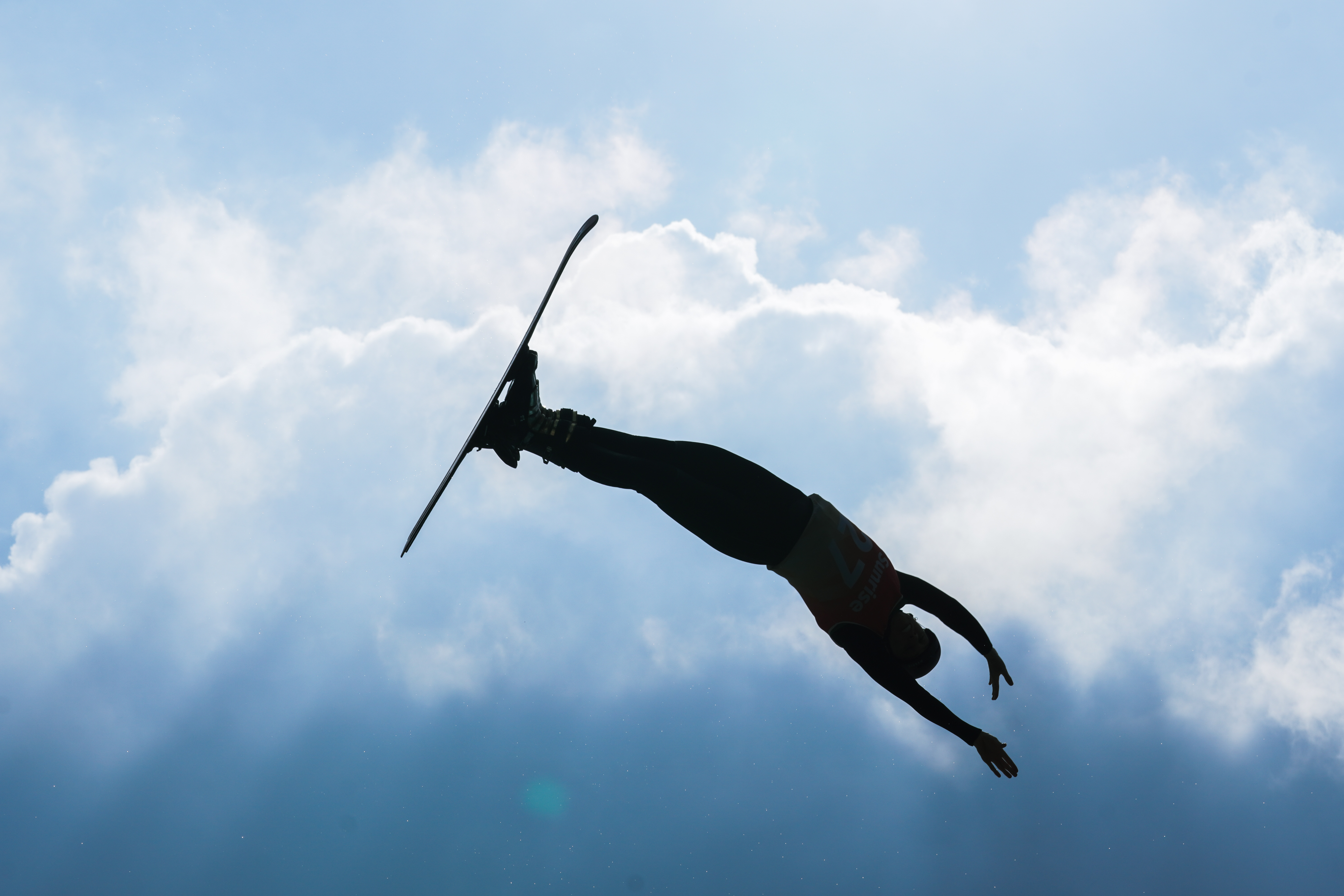 FIS | Brykina and Roth shine as Aerials Grand Prix lights up Mettmenstetten