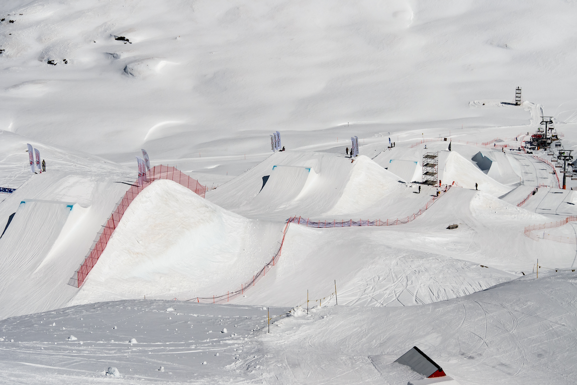 FIS | St Moritz / Engadin awarded 2025 FIS Snowboard, Freestyle ...